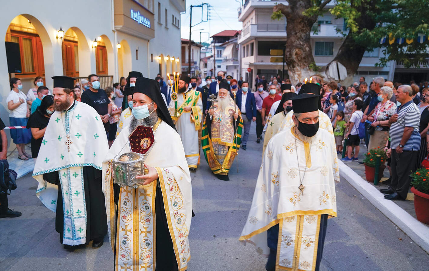 ΜΕ ΛΑΜΠΡΟΤΗΤΑ ΤΙΜΗΣΑΜΕ ΤΟΝ ΠΟΛΙΟΥΧΟ ΜΑΣ ΟΣΙΟ ΘΕΟΦΑΝΗ - BINTEO