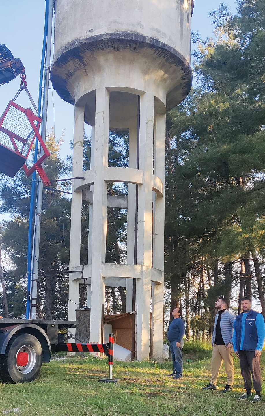 Έργα συντήρησης υδατόπυργου και οικίσκων Τ.Κ Μαρίνας