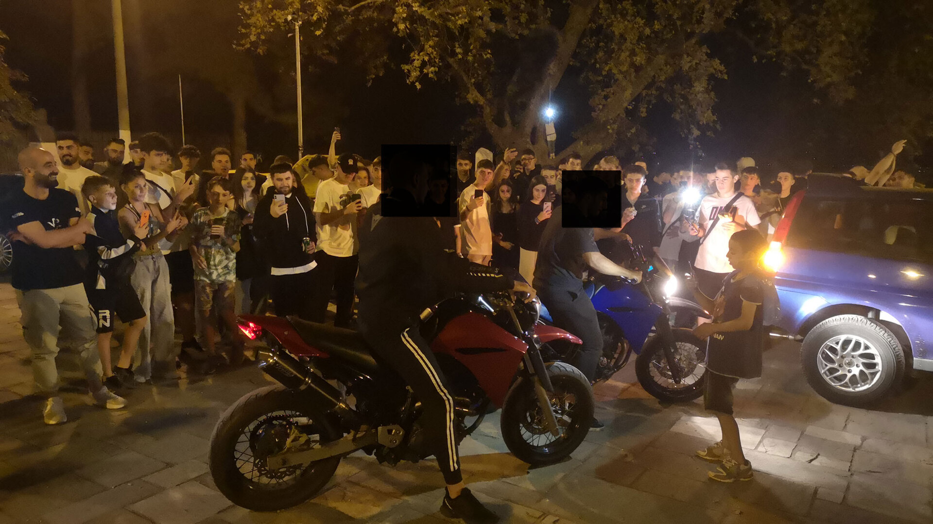 ΣΕ ΠΙΣΤΑ ΜΟΤΟ ΚΡΟΣ ΜΕΤΑΤΡΑΠΗΚΕ ΤΟ ΔΗΜΟΤΙΚΟ ΜΑΣ ΠΑΡΚΟ!