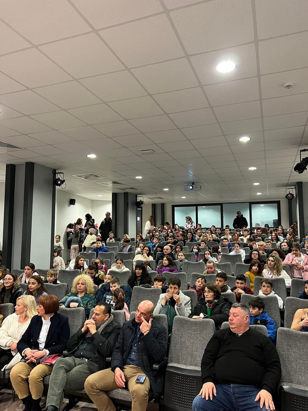ΓΙΟΡΤΗ ΤΟΥ ΣΤΙΒΟΥ 2023-ΒΡΑΒΕΥΣΗ ΑΘΛΗΤΩΝ ΚΑΙ ΚΟΠΗ ΒΑΣΙΛΟΠΙΤΑΣ