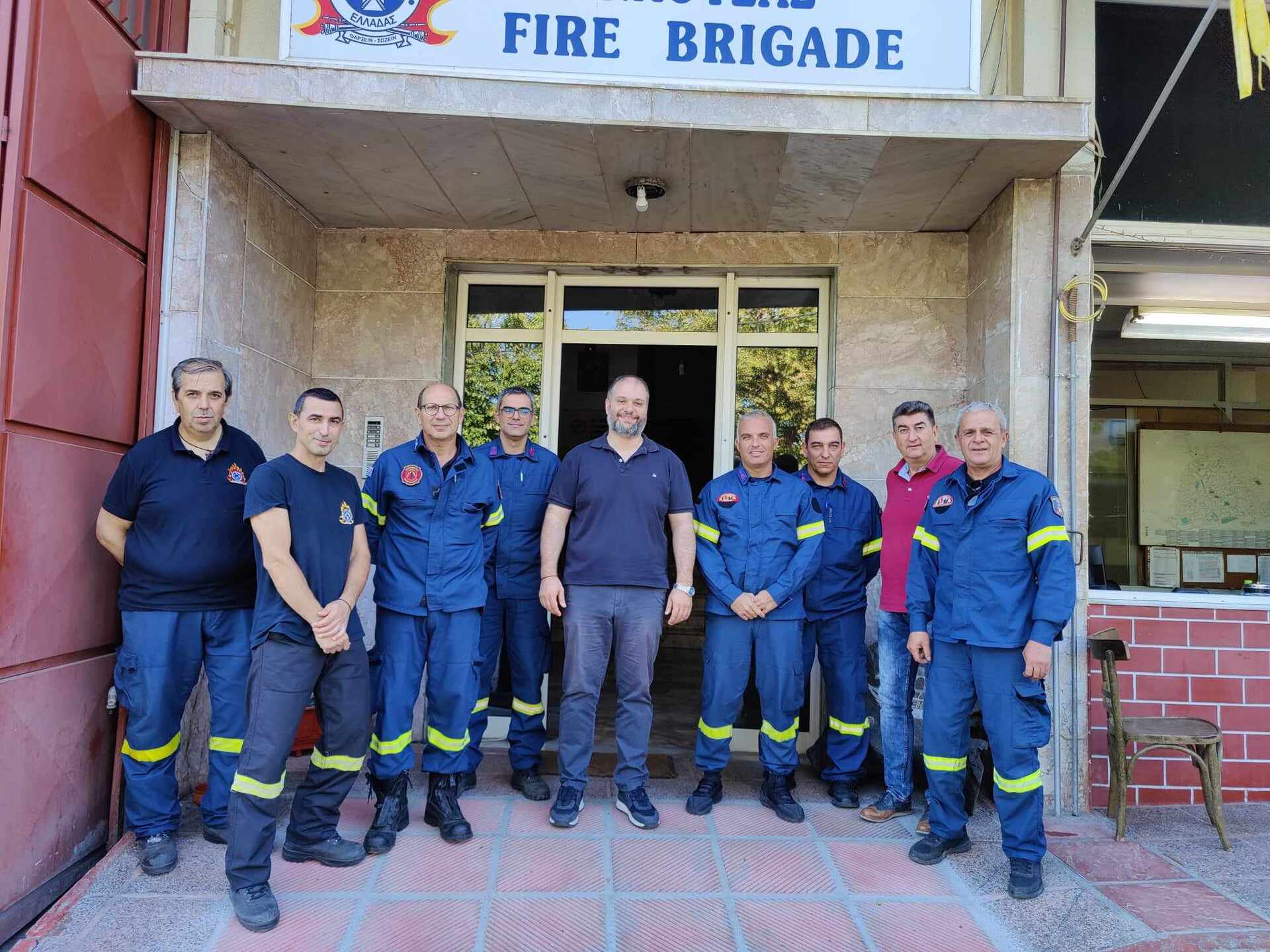 Σε Πυροσβεστική, Δασαρχείο και Συσσίτιο Νάουσας ο Νίκος Κουτσογιάννης